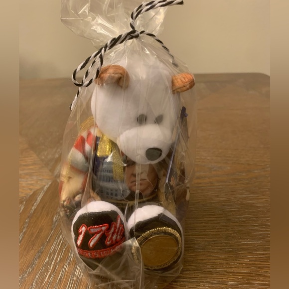 Limited Treasures | Other | Limited Treasure Presidential Coin Bear ...